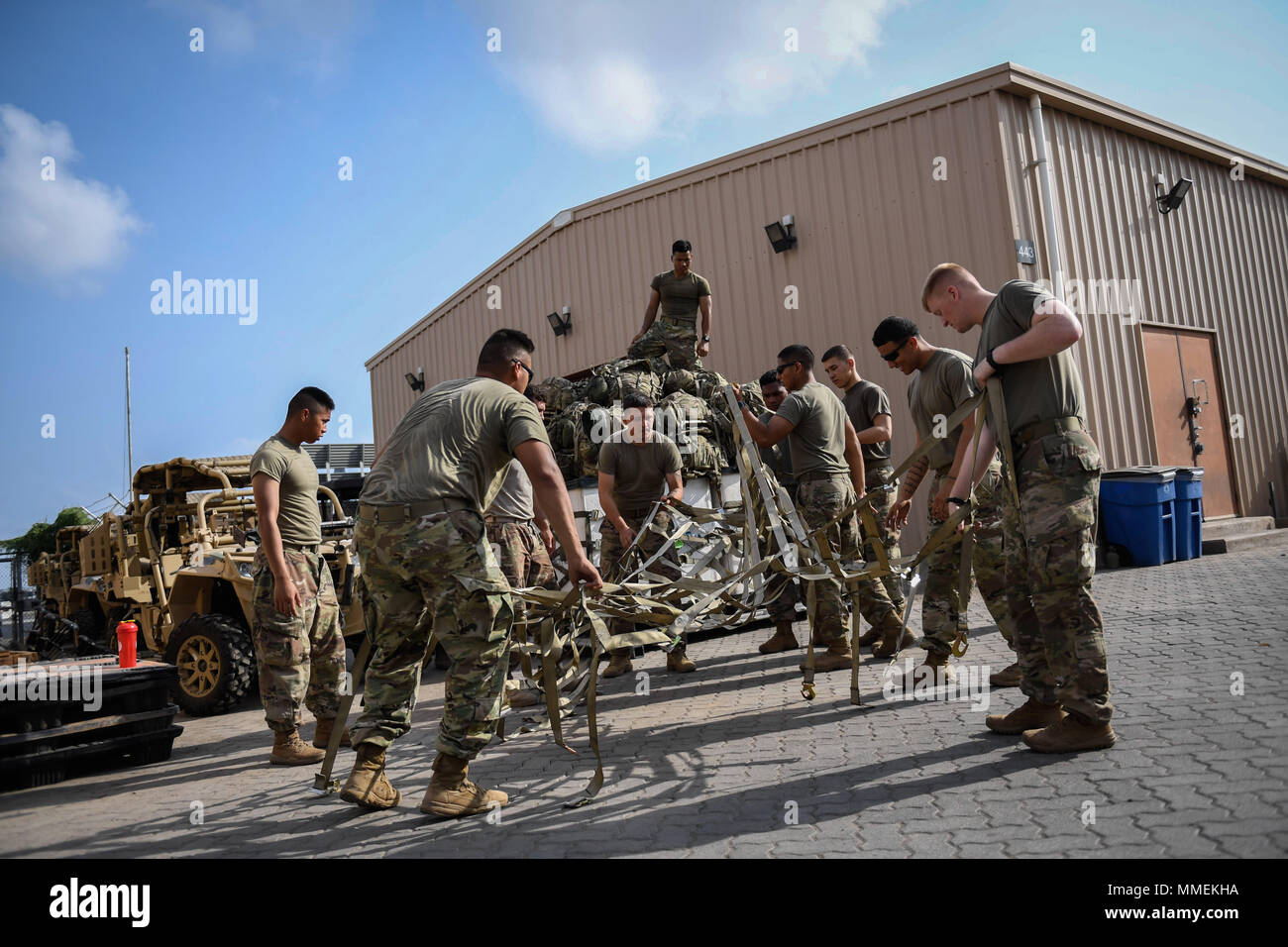 U.S. Army Soldiers assigned to Combined Joint Task Force-Horn of Africa ...
