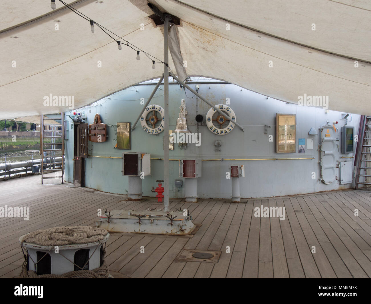 Ships stern quarterdeck hi-res stock photography and images - Alamy
