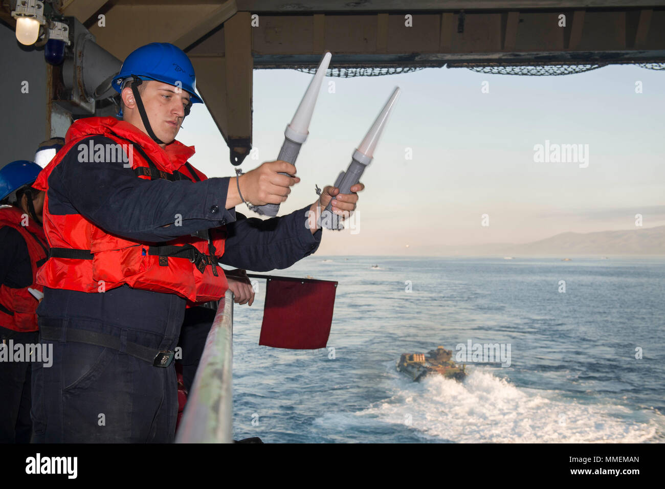 PACIFIC OCEAN (Oct. 27, 2017) Boatswain's Mate 3rd Class Michael Pirtle ...