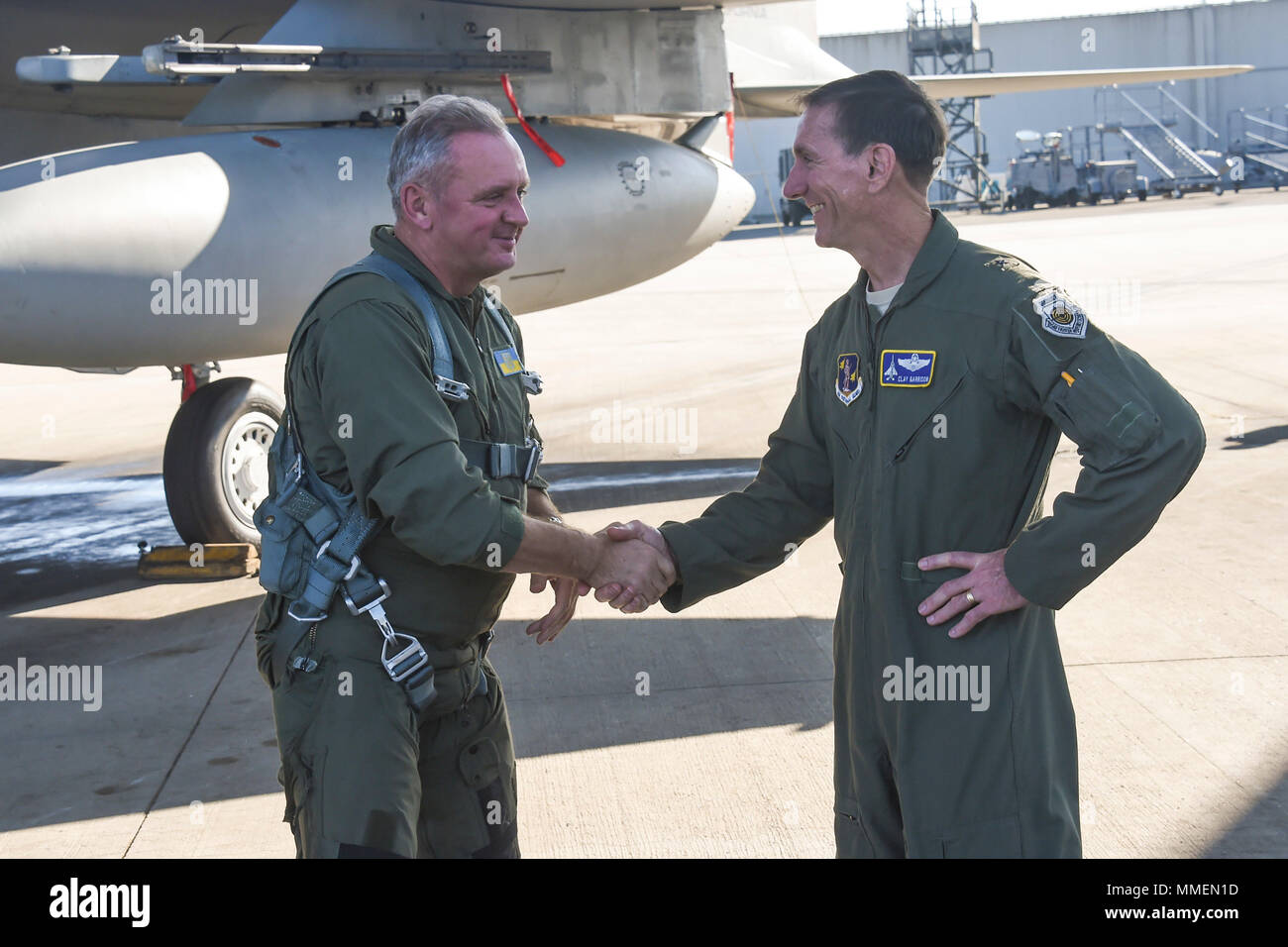 Ukraine General Viktor Muzhenko (left), Chief of the General Staff of ...