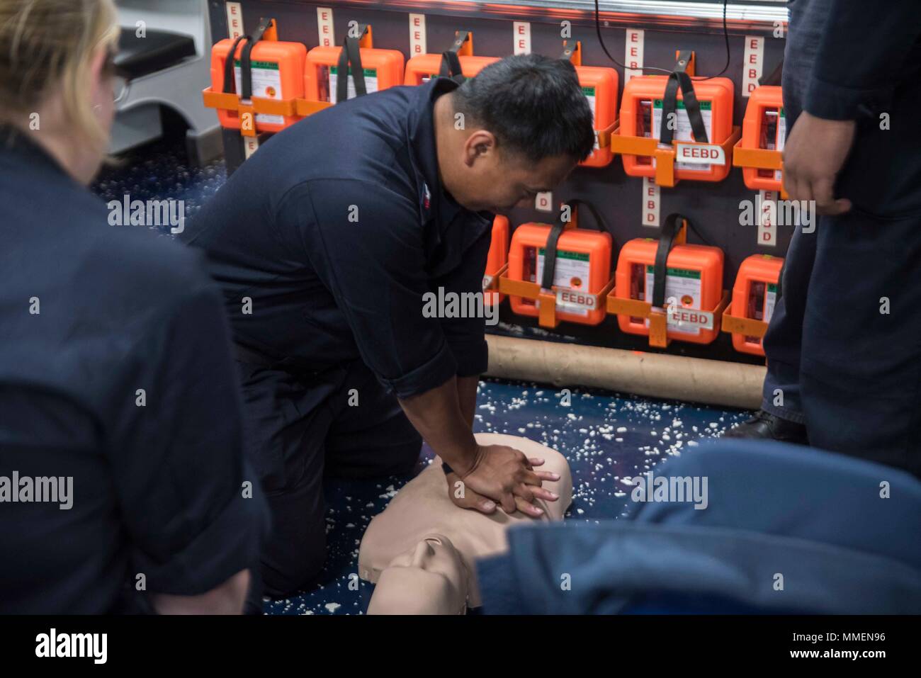 171025-N-DO281-172 ATLANTIC OCEAN (Oct. 25, 2017) Electronics ...