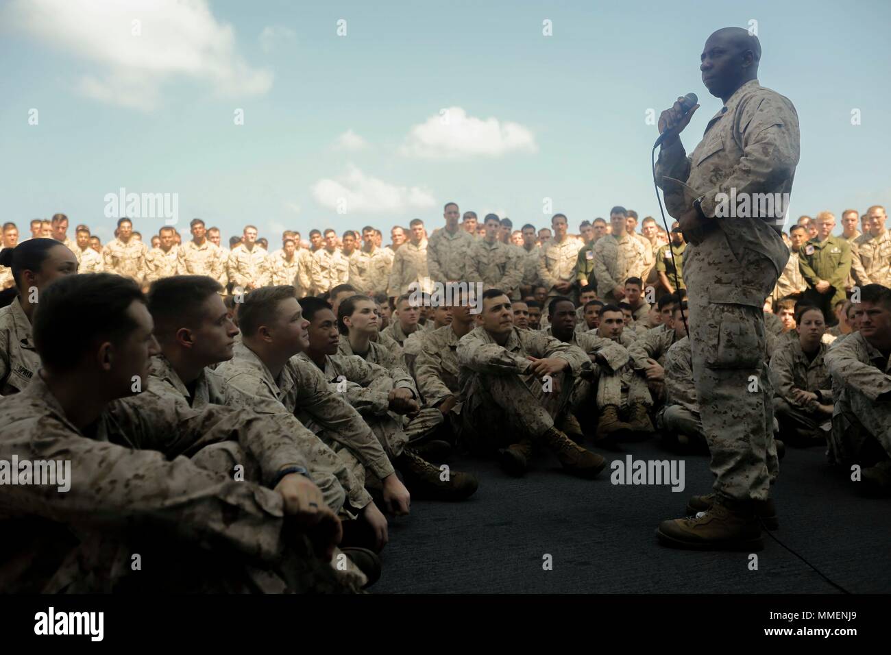 (171027-M-MW401-174) U.S. 5TH FLEET AREA OF OPERATIONS (Oct. 27, 2017 ...