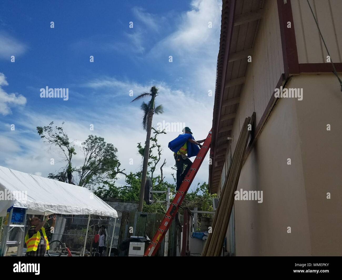 PONCE, Puerto Rico -- Noel Silva, a contractor working for the U.S ...