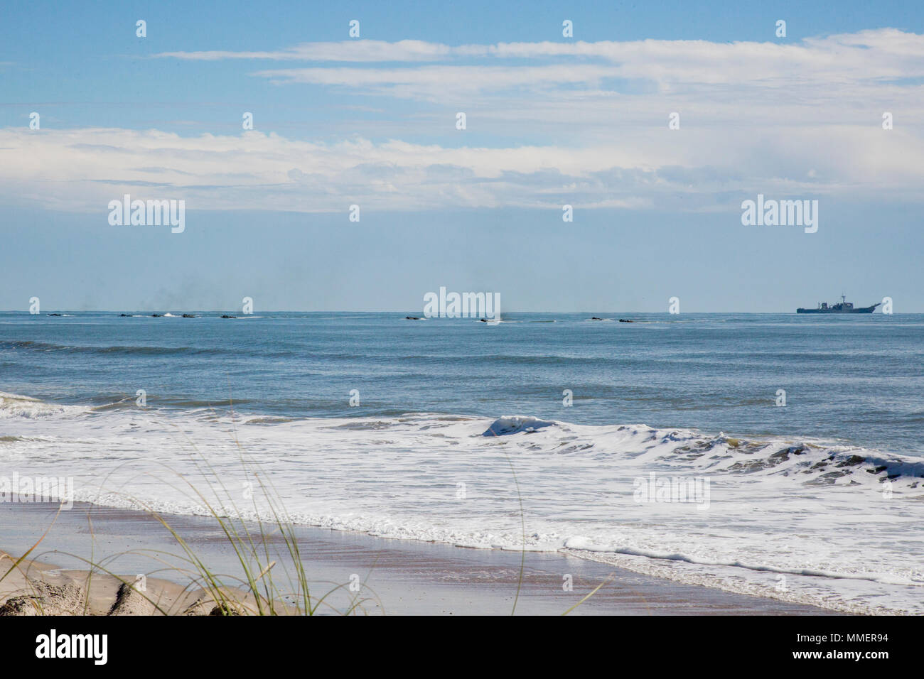 Onslow beach hi-res stock photography and images - Alamy