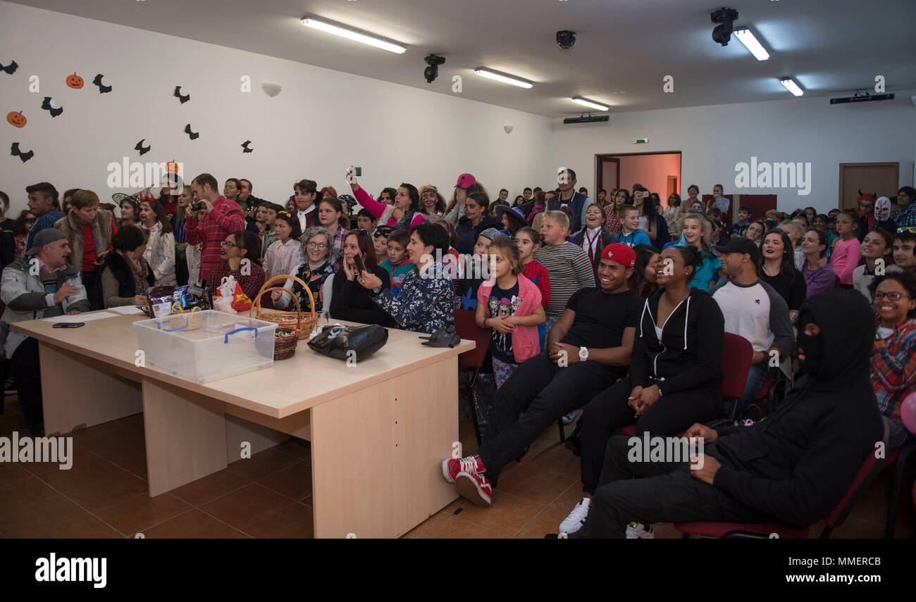 Romania school class hi-res stock photography and images - Alamy