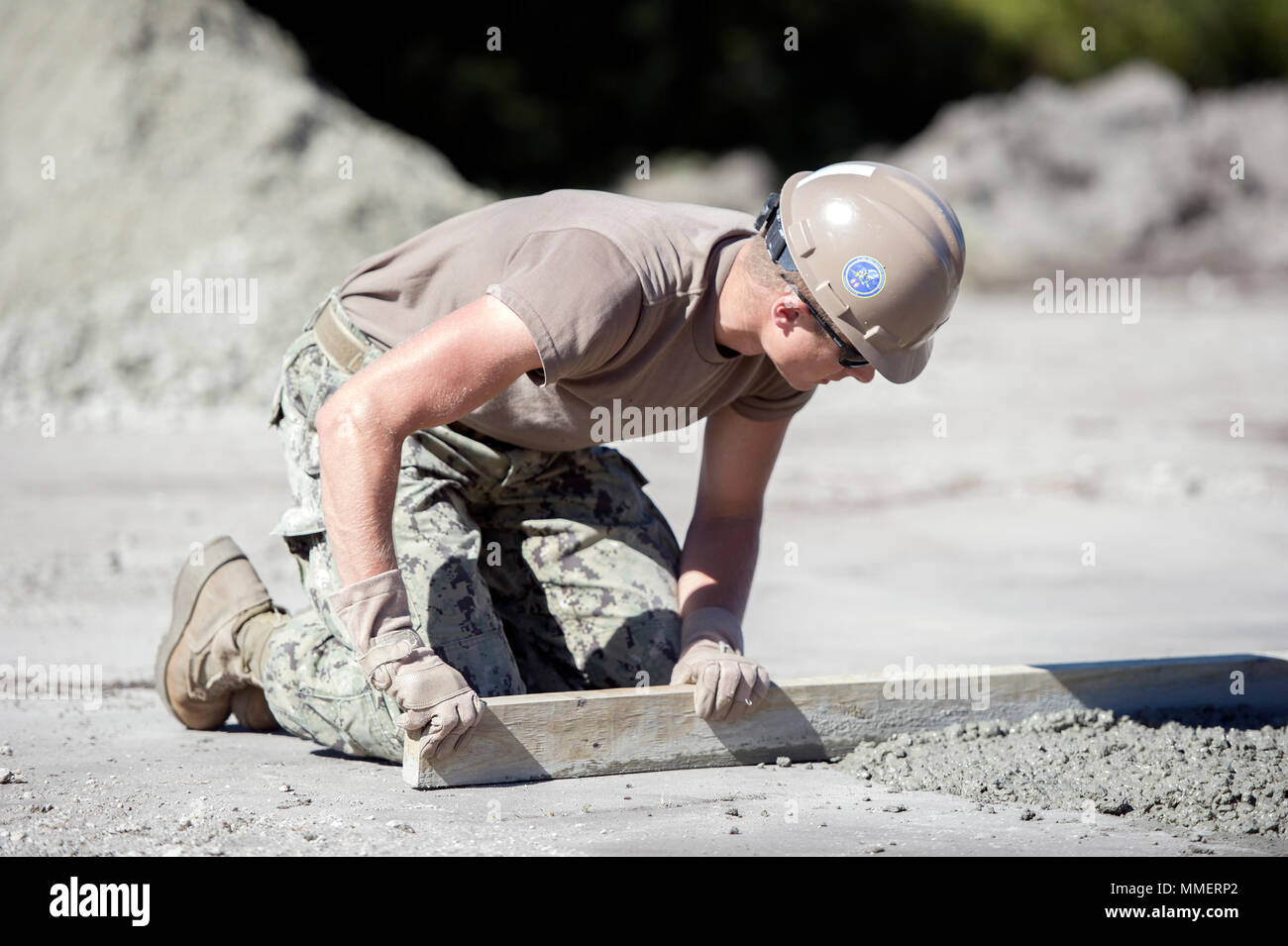 171027-N-PE825-0207 ATLANTIC, N.C. (Oct. 27, 2017) A Seabee assigned to ...