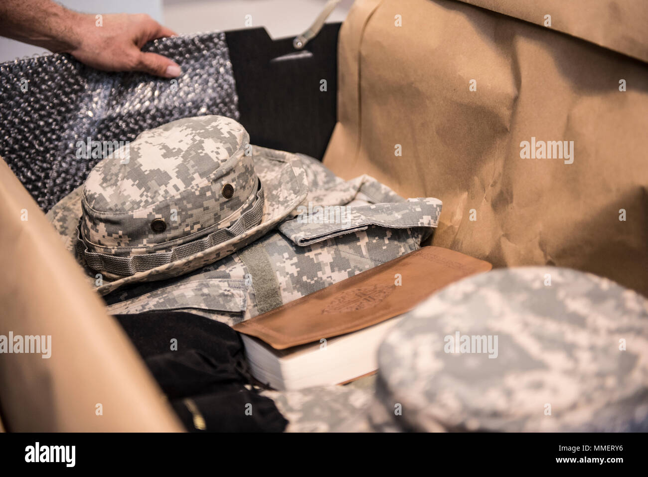 Soldier inspection process hi-res stock photography and images - Alamy