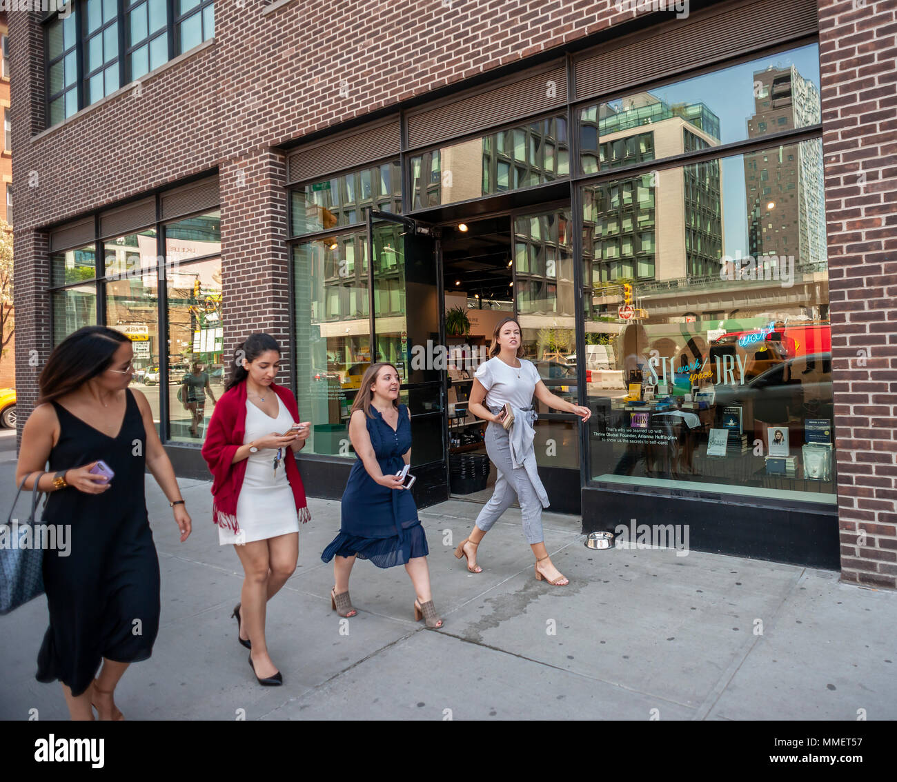 Story concept store new york hi-res stock photography and images - Alamy