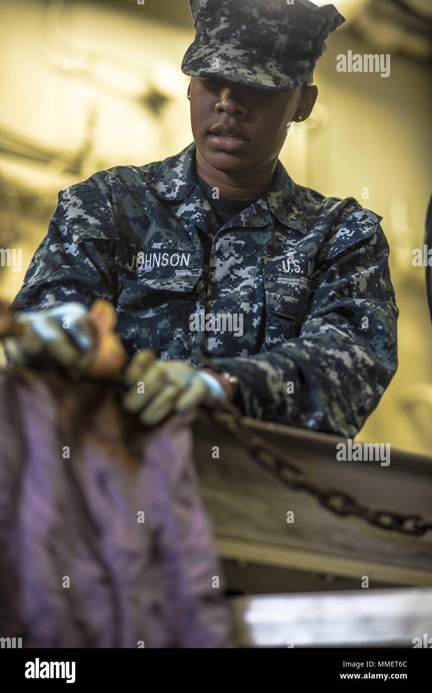 171030-N-BR551-136 BREMERTON, Wash. (Oct. 30, 2017) Aviation Machinist ...