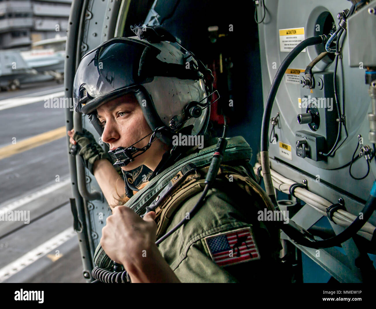 171025-N-NG136-001 ATLANTIC OCEAN (Oct. 25, 2017) Naval Aircrewman ...