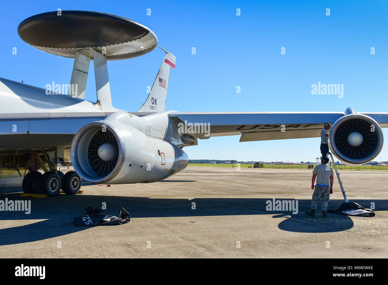 552nd acw hi-res stock photography and images - Alamy