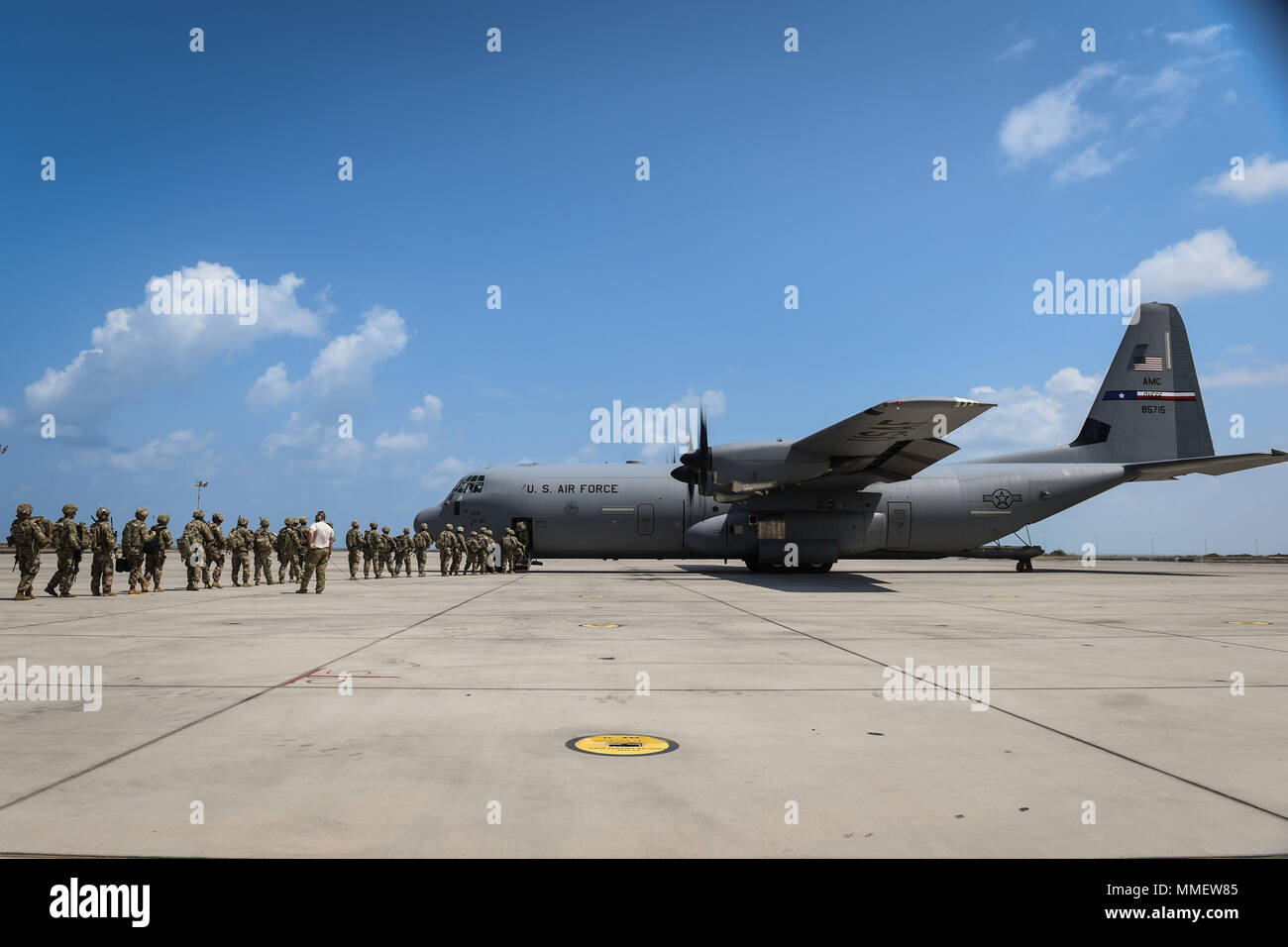 U.S. Army Soldiers assigned to Combined Joint Task Force-Horn of Africa ...