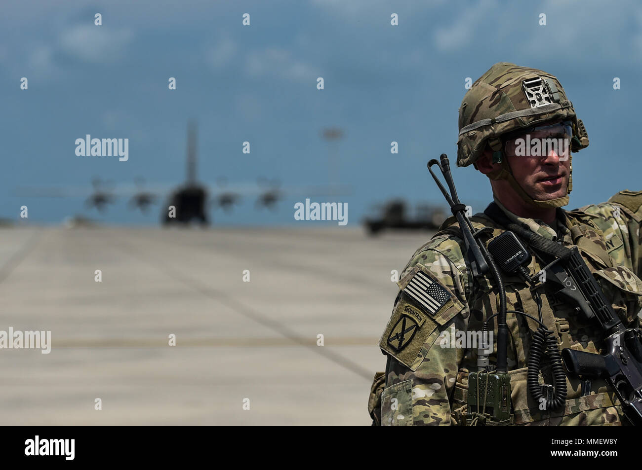 U.S. Army Soldiers assigned to Combined Joint Task Force-Horn of Africa ...