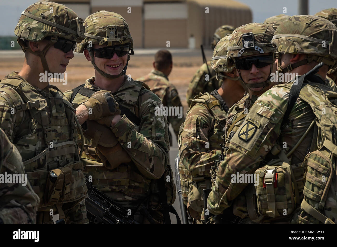 U.S. Army Soldiers assigned to Combined Joint Task Force-Horn of Africa ...
