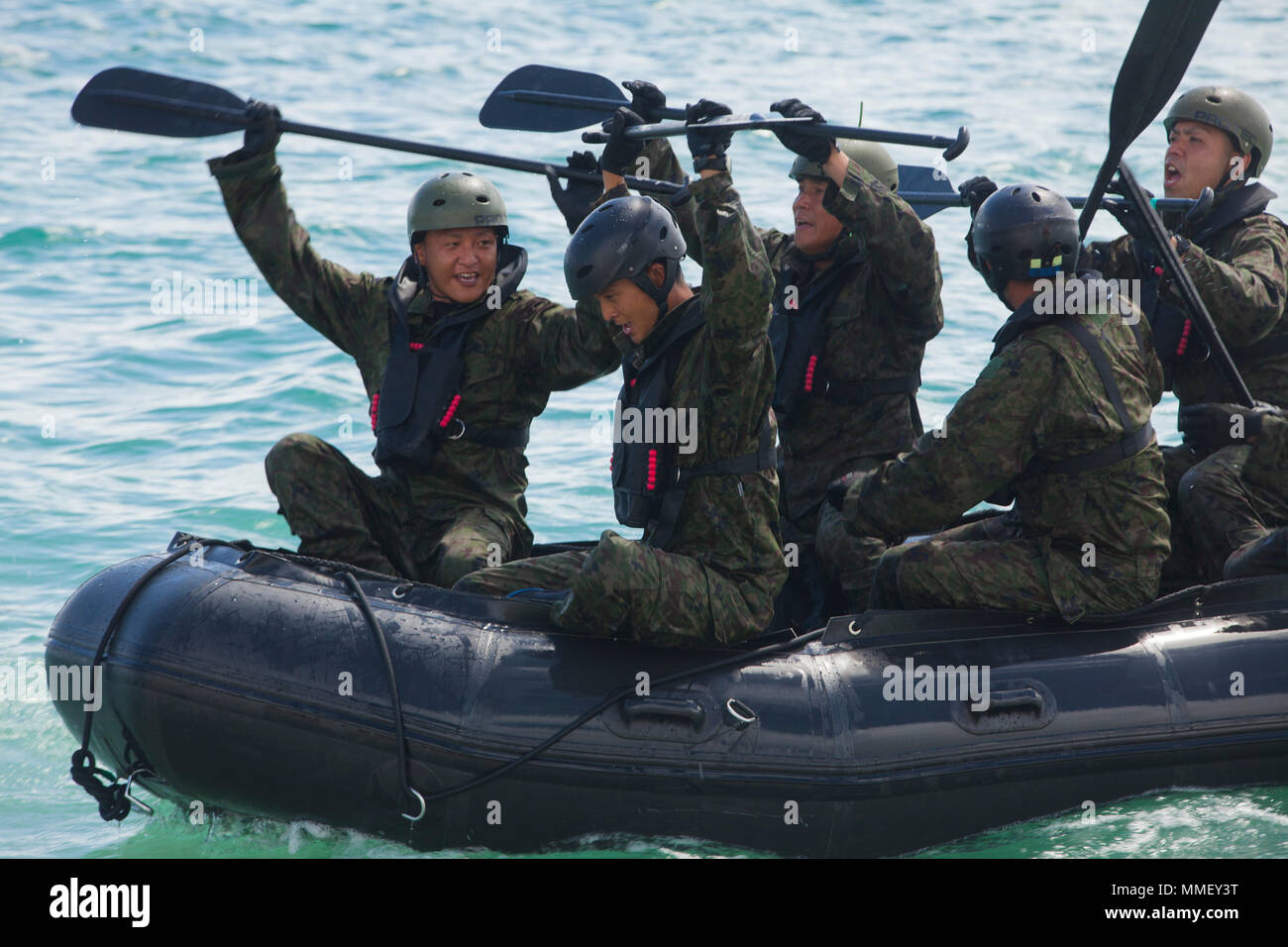Marines with Lima Company, Battalion Landing Team, 3rd Battalion, 5th ...