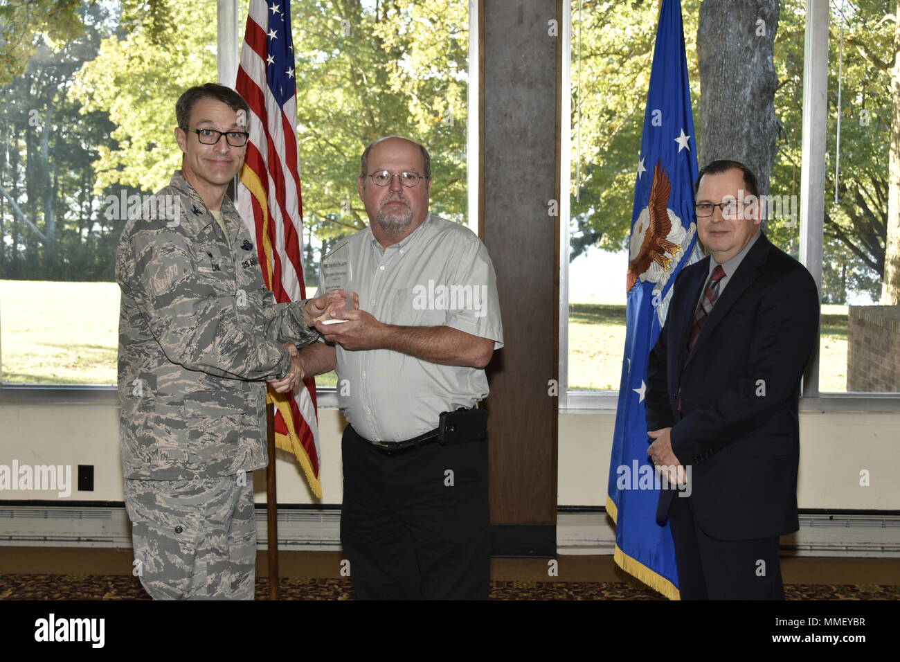 ARNOLD AFB, Tenn. – Col. Scott A. Cain, Arnold Engineering Development ...