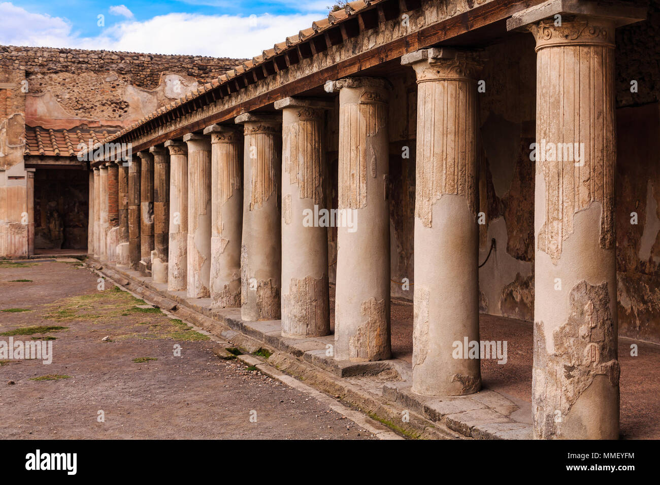 Details of the Ancient city of Pompeii destroyed by volcano of Vesuvius ...