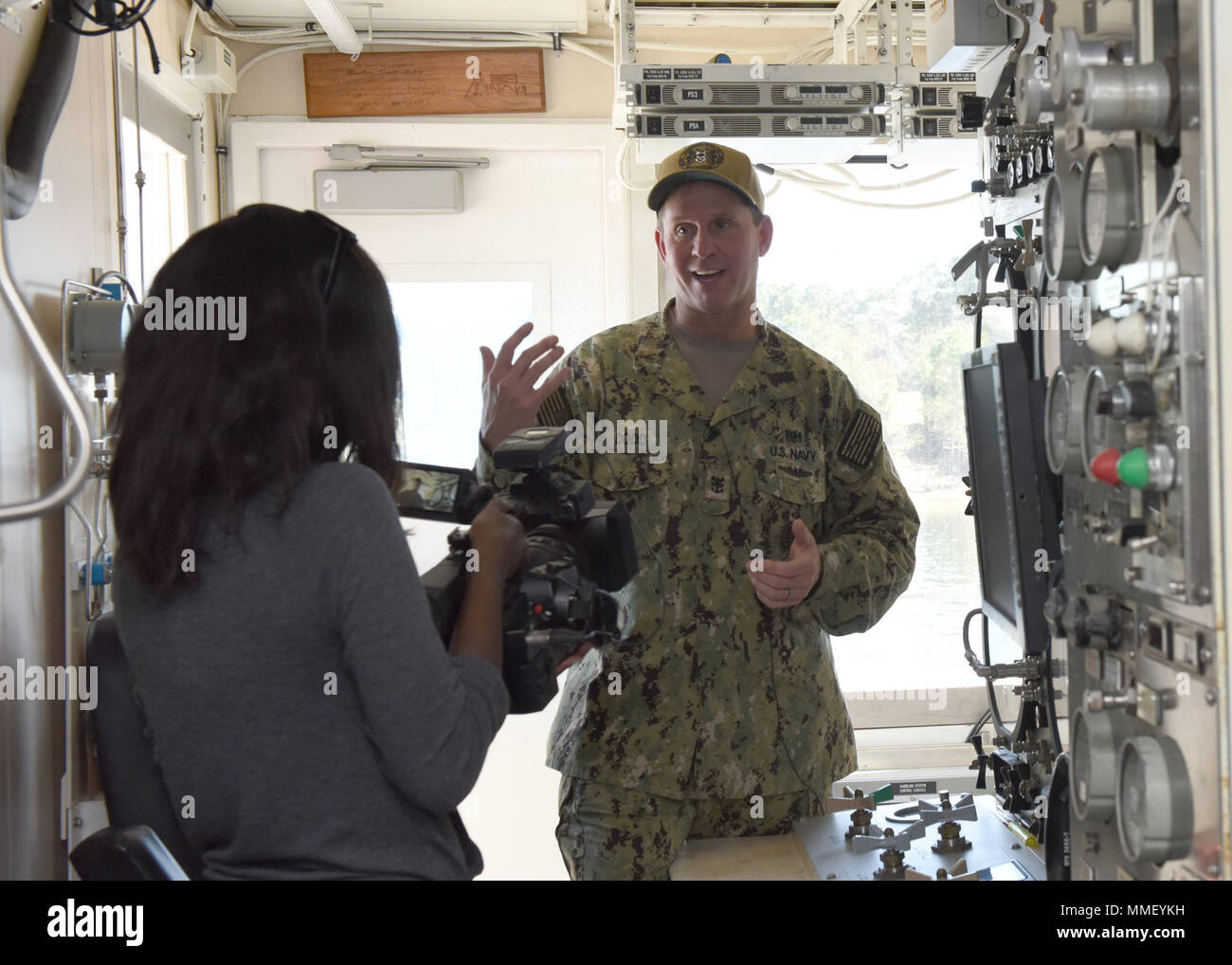 171031-N-TI693-026 NAVAL SUPPORT ACTIVITY PANAMA CITY Fla. (Oct. 31 ...