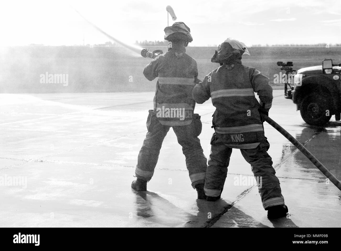 Air force photo by airman 1st class devin m Black and White Stock ...