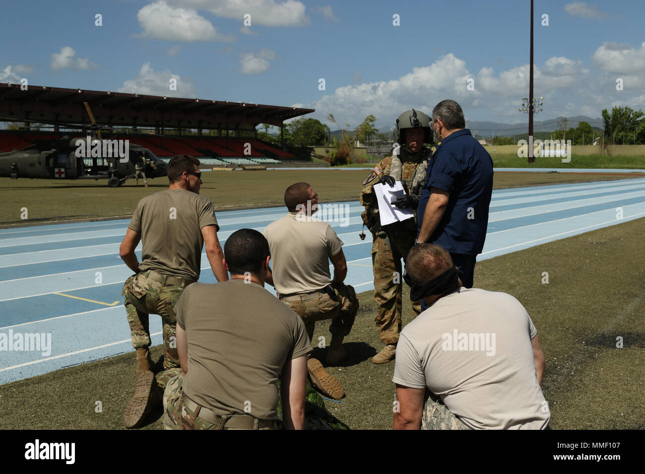 Ohio National Guard Soldiers of the 285th Medical Company (Area Support ...