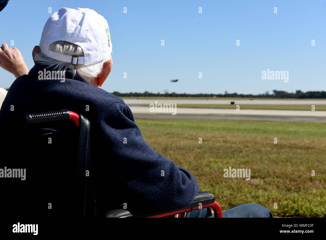 Andrew Whipple, Korean War veteran, watches as an F-15E Strike Eagle ...