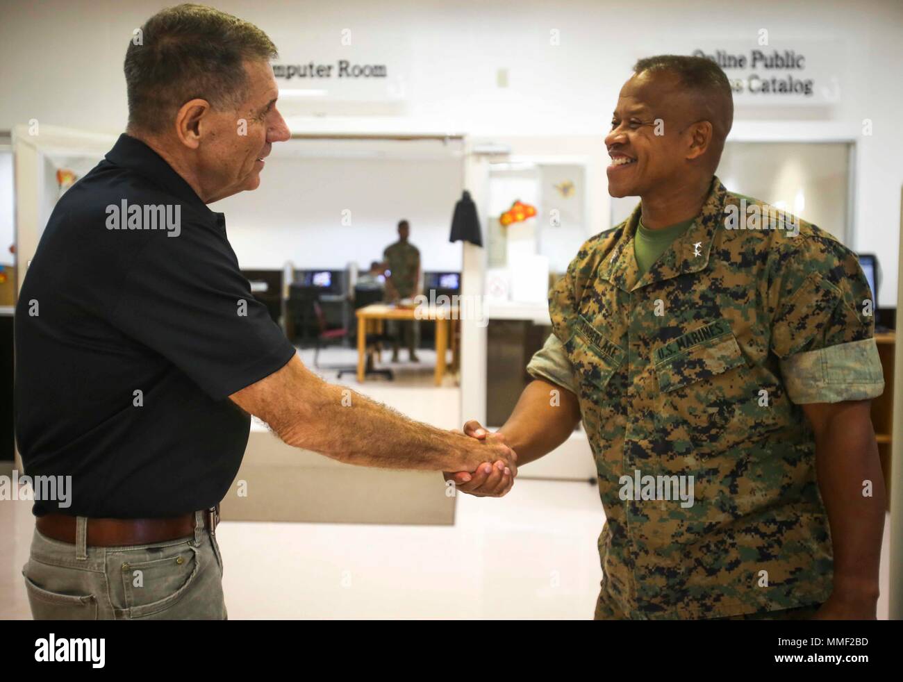 Lt col richard hansen hi-res stock photography and images - Alamy