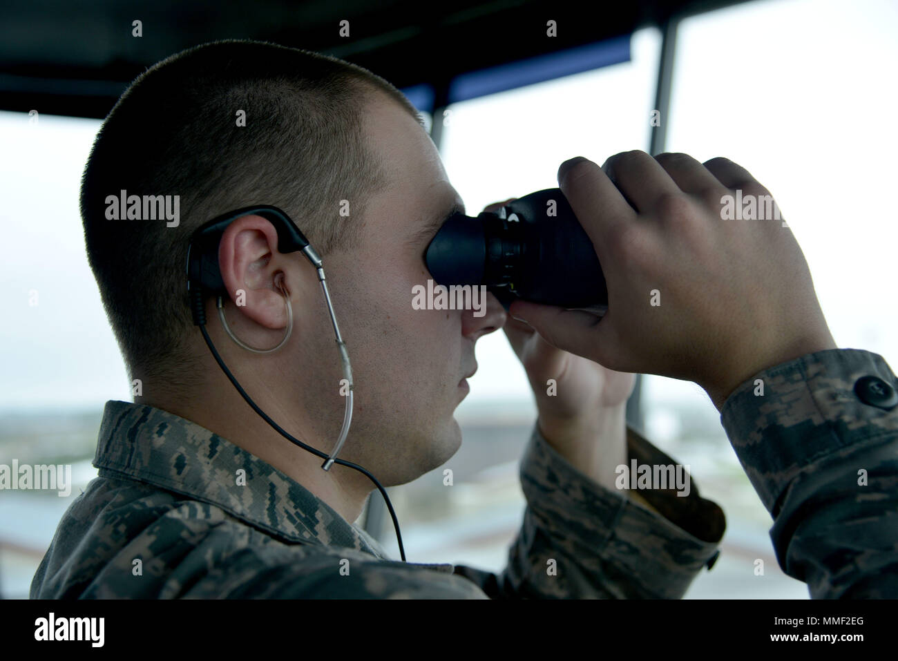 Supervisor visual hi-res stock photography and images - Alamy