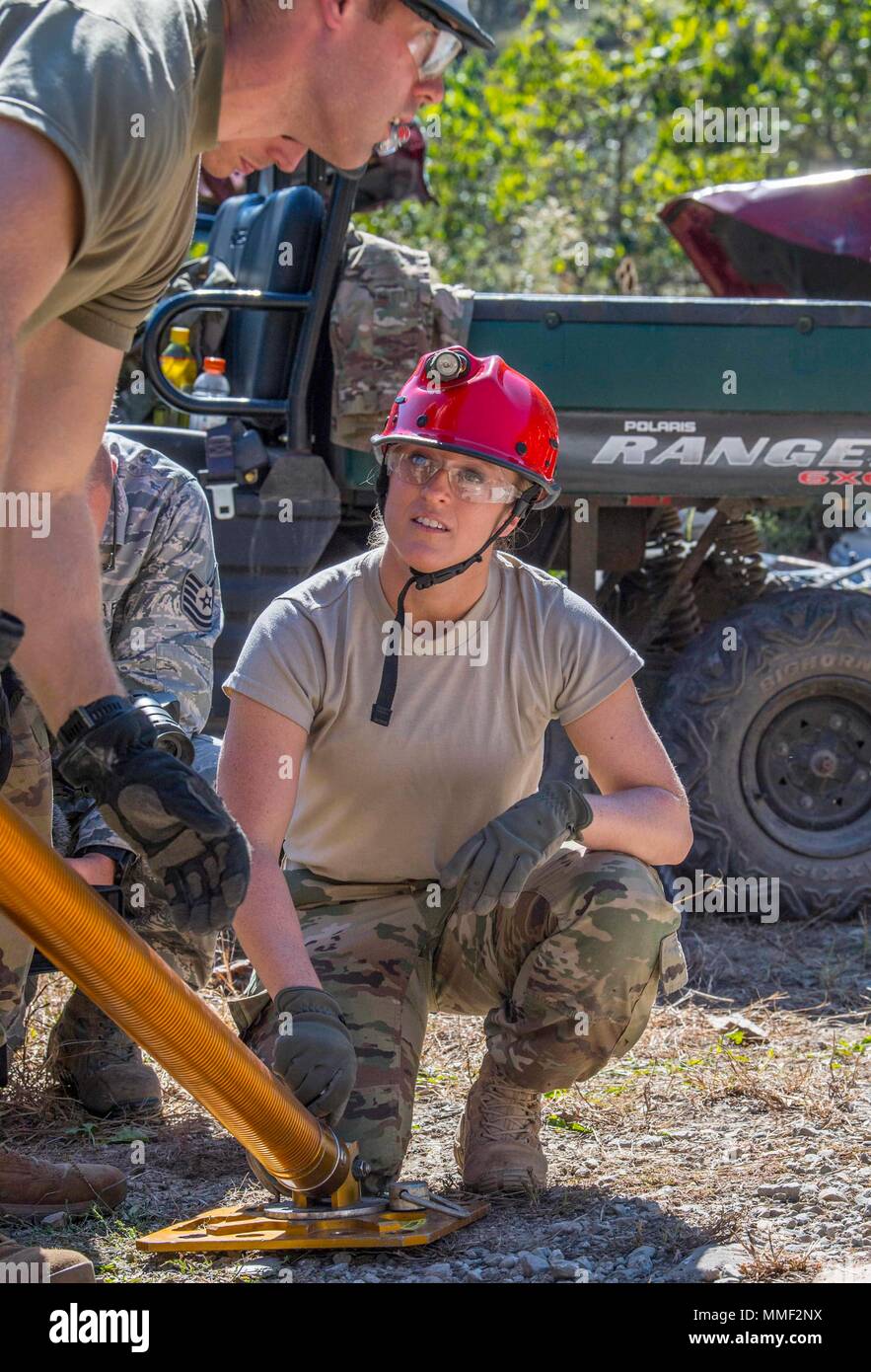 Structural tra hi-res stock photography and images - Alamy