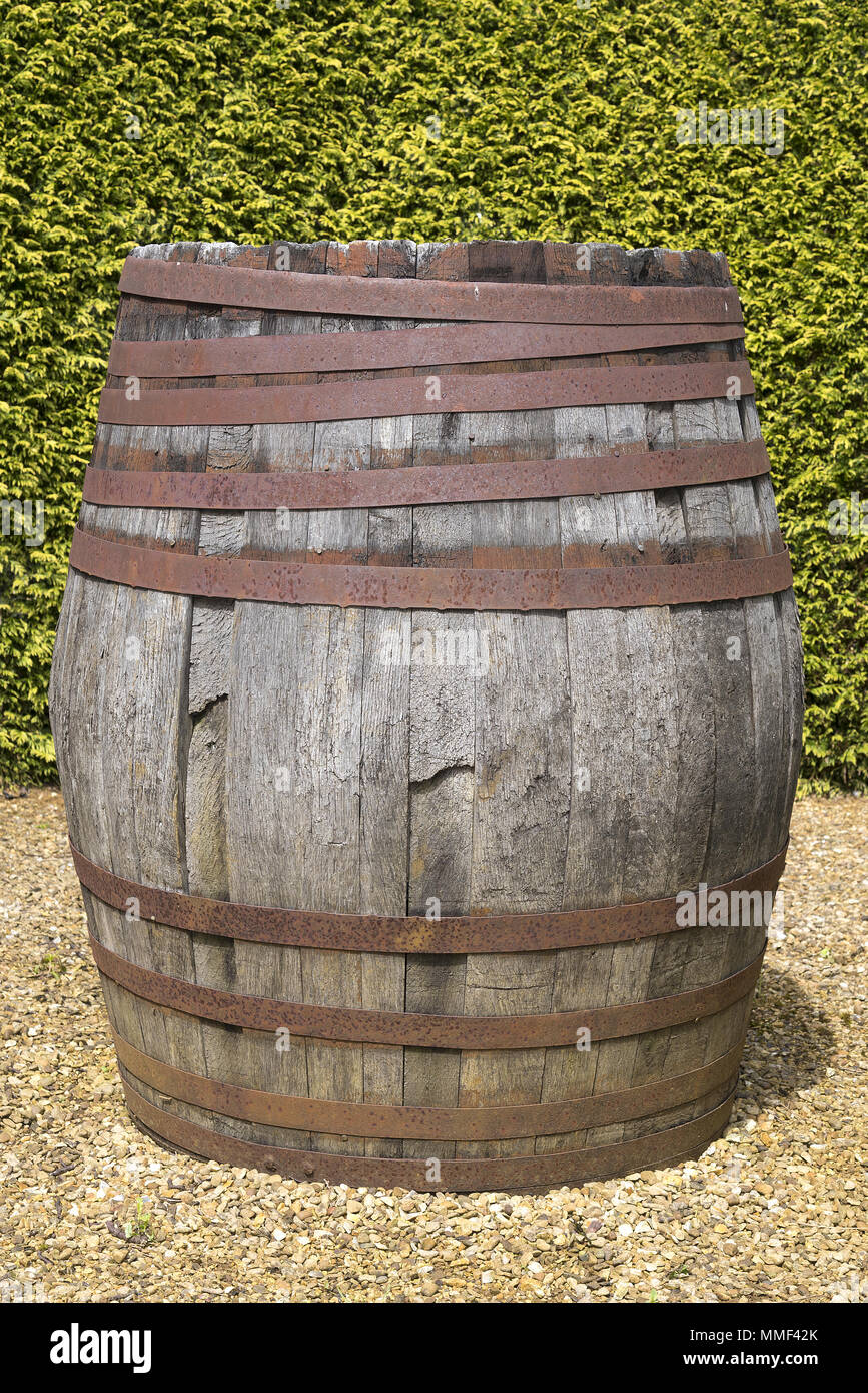 Metal texture barrel hi-res stock photography and images - Alamy