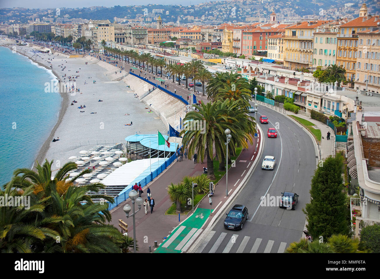 Promenade des Anglais and beach, Nice, Côte d’Azur, Alpes-Maritimes ...