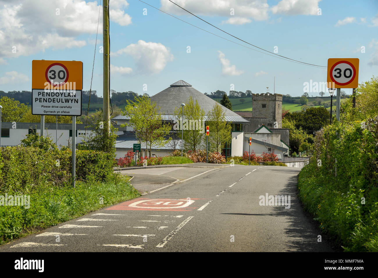 Link pass hi-res stock photography and images - Alamy