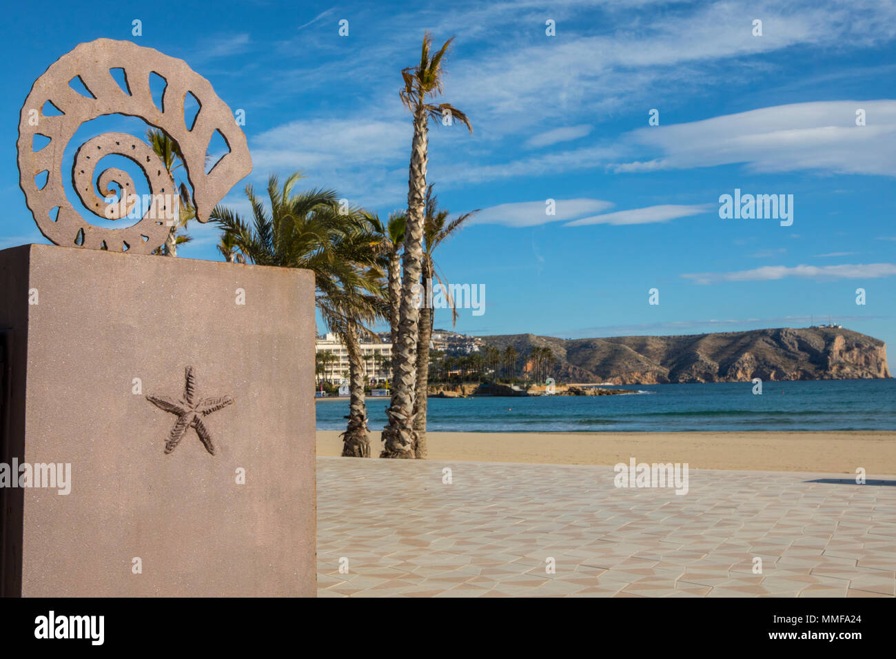 XABIA, SPAIN - APRIL 12TH 2018: A bronze sea shell sculpture located on ...