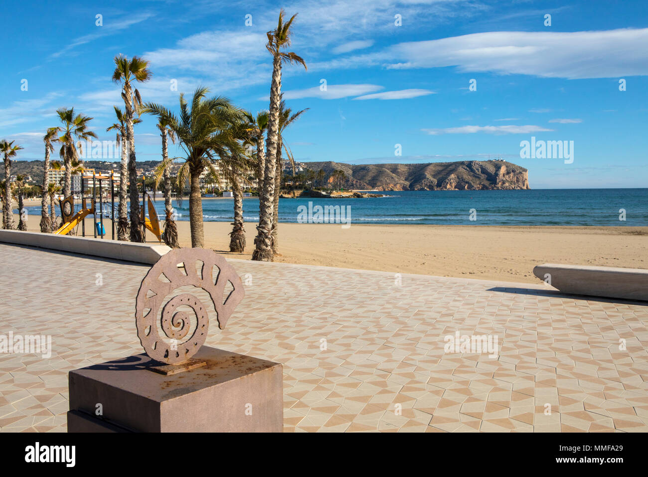 XABIA, SPAIN - APRIL 12TH 2018: A bronze sea shell sculpture located on ...