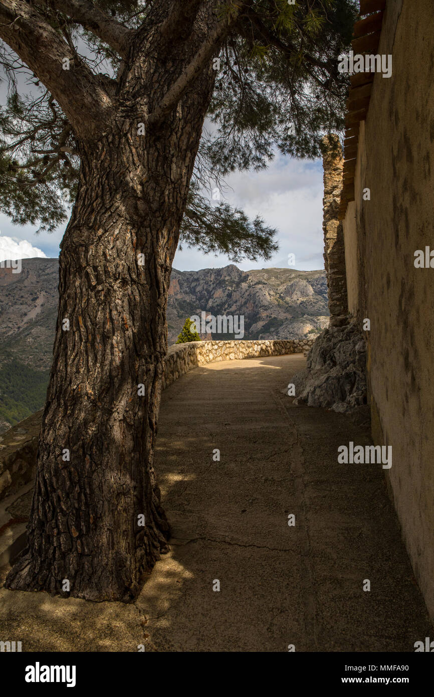 Picturesque pathways hi-res stock photography and images - Alamy