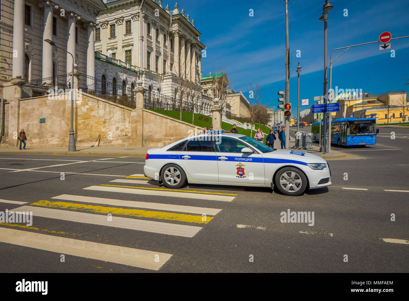 Police driving police car inside view hi-res stock photography and ...