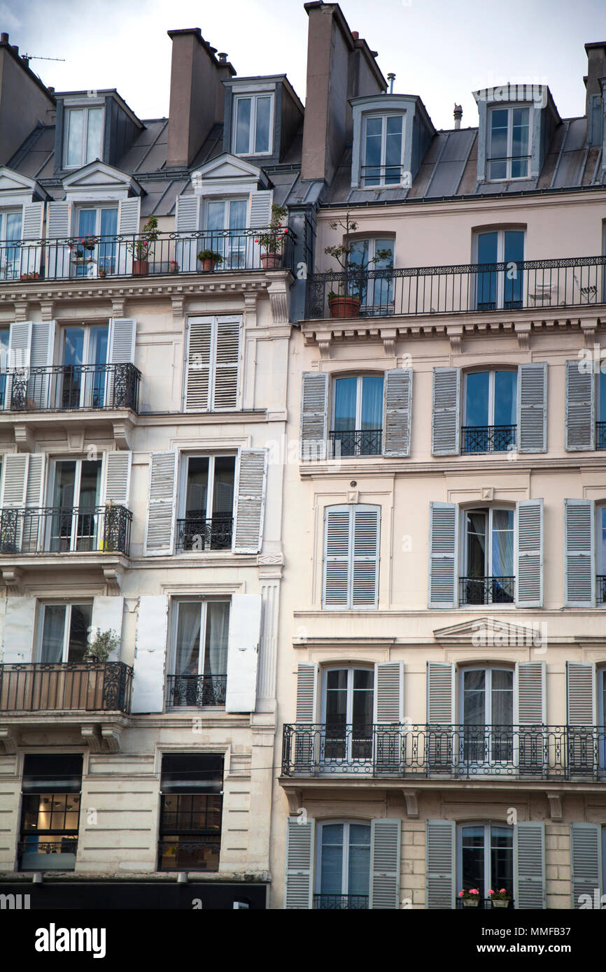 windows of old houses paris. France, Europe Stock Photo - Alamy