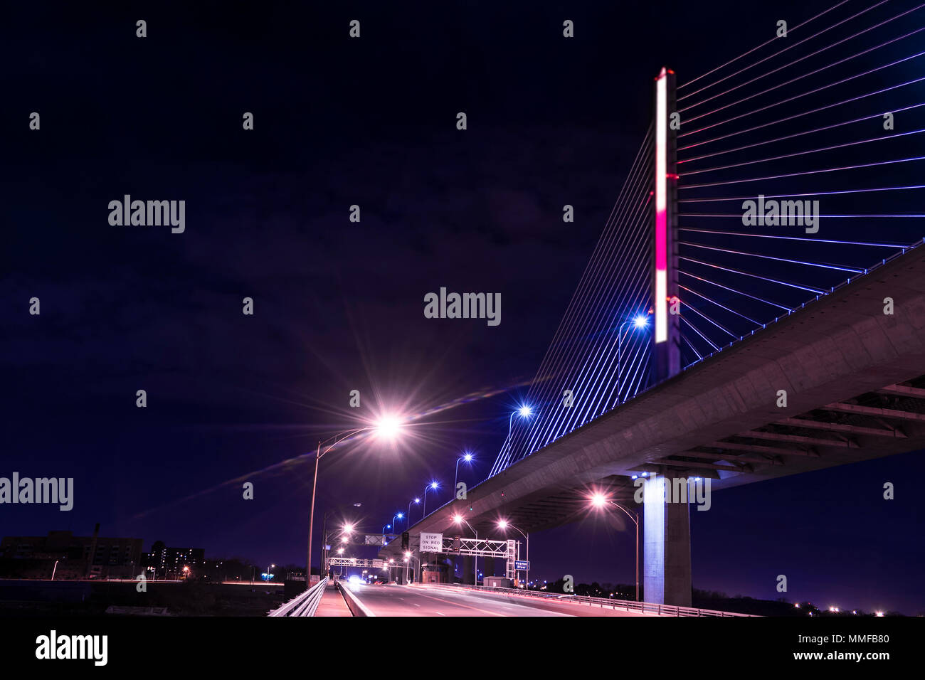 Night view of the Veterans' Glass City Skyway bridge in Toledo Ohio ...