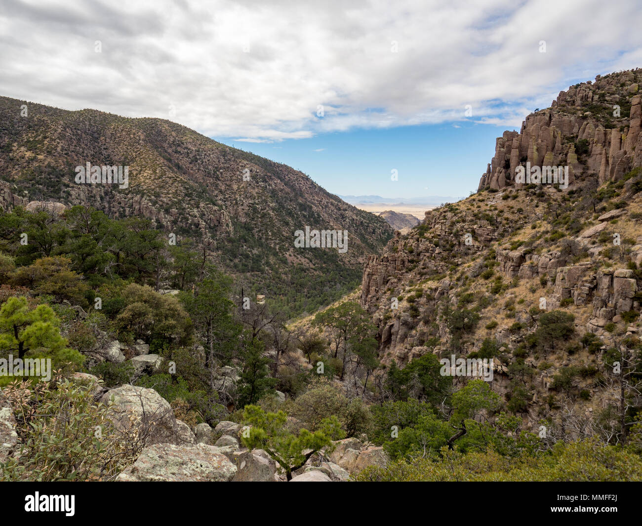 Chiricahua national monument and trail hi-res stock photography and ...