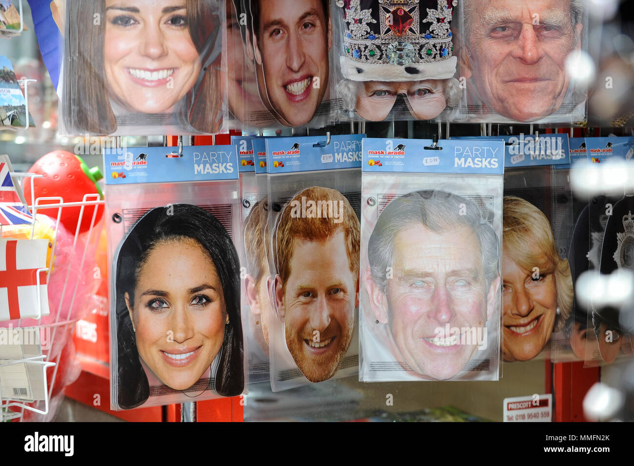 Meghan markle prince harry masks hi-res stock photography and images ...