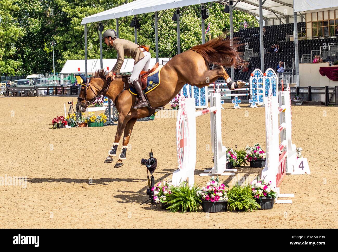 Windsor, UK. 11th May 2018. Day 3. Royal Windsor Horse Show. Windsor. Berkshire. UK. Manama two ...