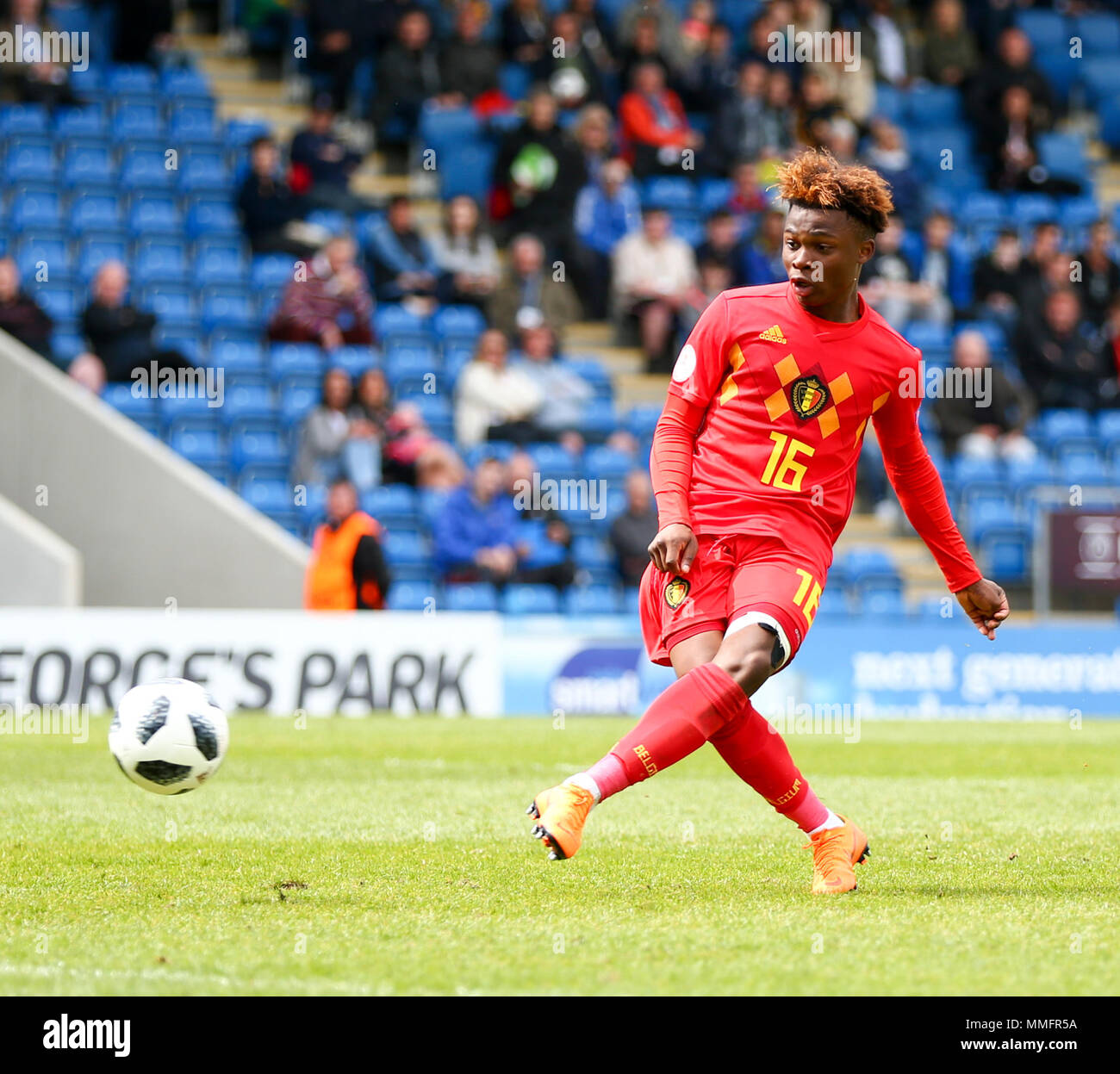 Chesterfield stadium hi-res stock photography and images - Alamy