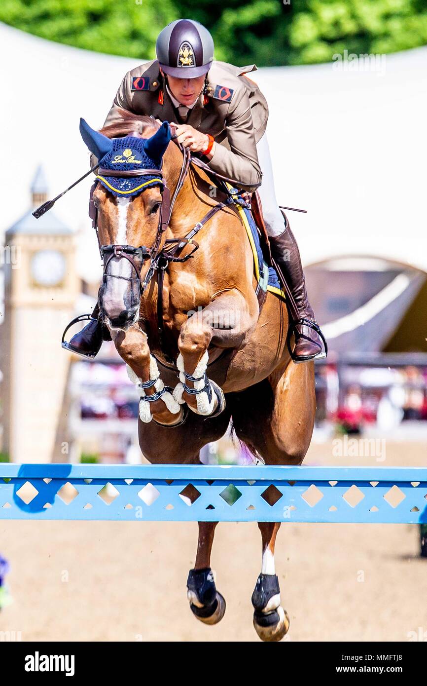 Windsor, UK. 11th May 2018. Day 3. Royal Windsor Horse Show. Windsor. Berkshire. UK. Showjumping ...