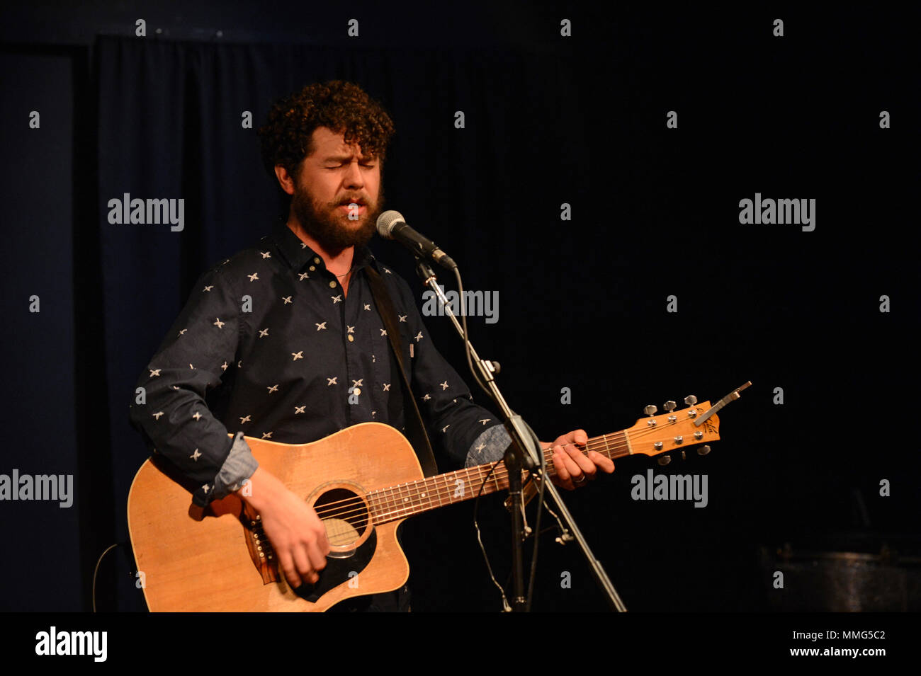 Declan O'Rourke singer songwriter from Dublin Ireland playing at the ...