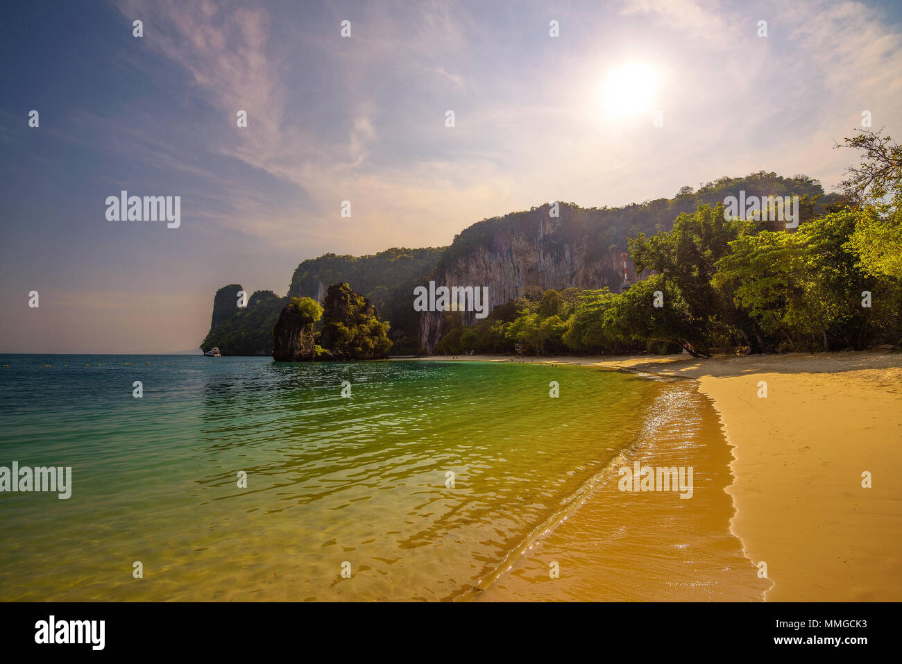 Beach on the Koh Hong island in Thailand Stock Photo - Alamy