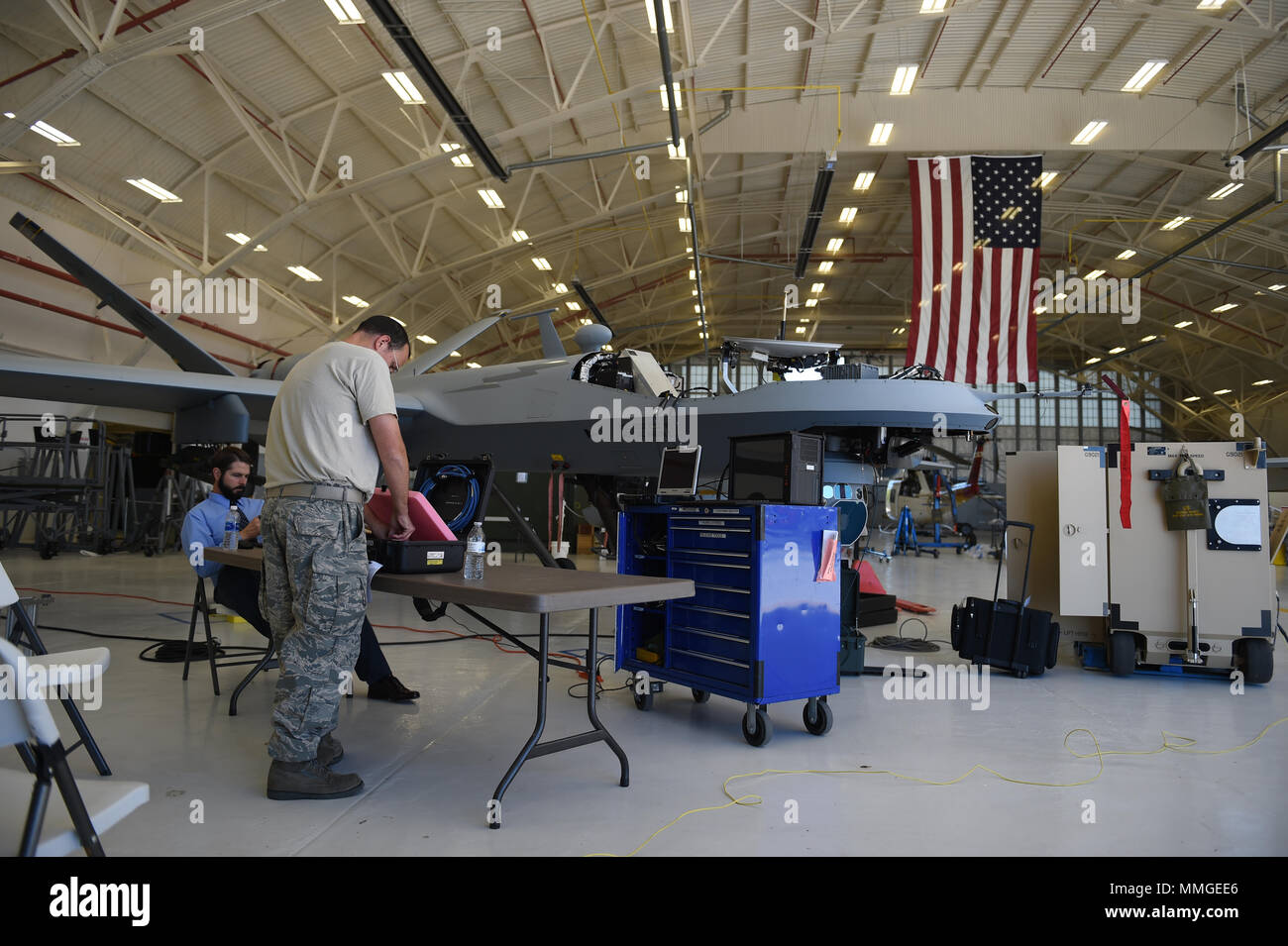 Airmen from multiple Air National Guard units of Texas, New York, Iowa ...