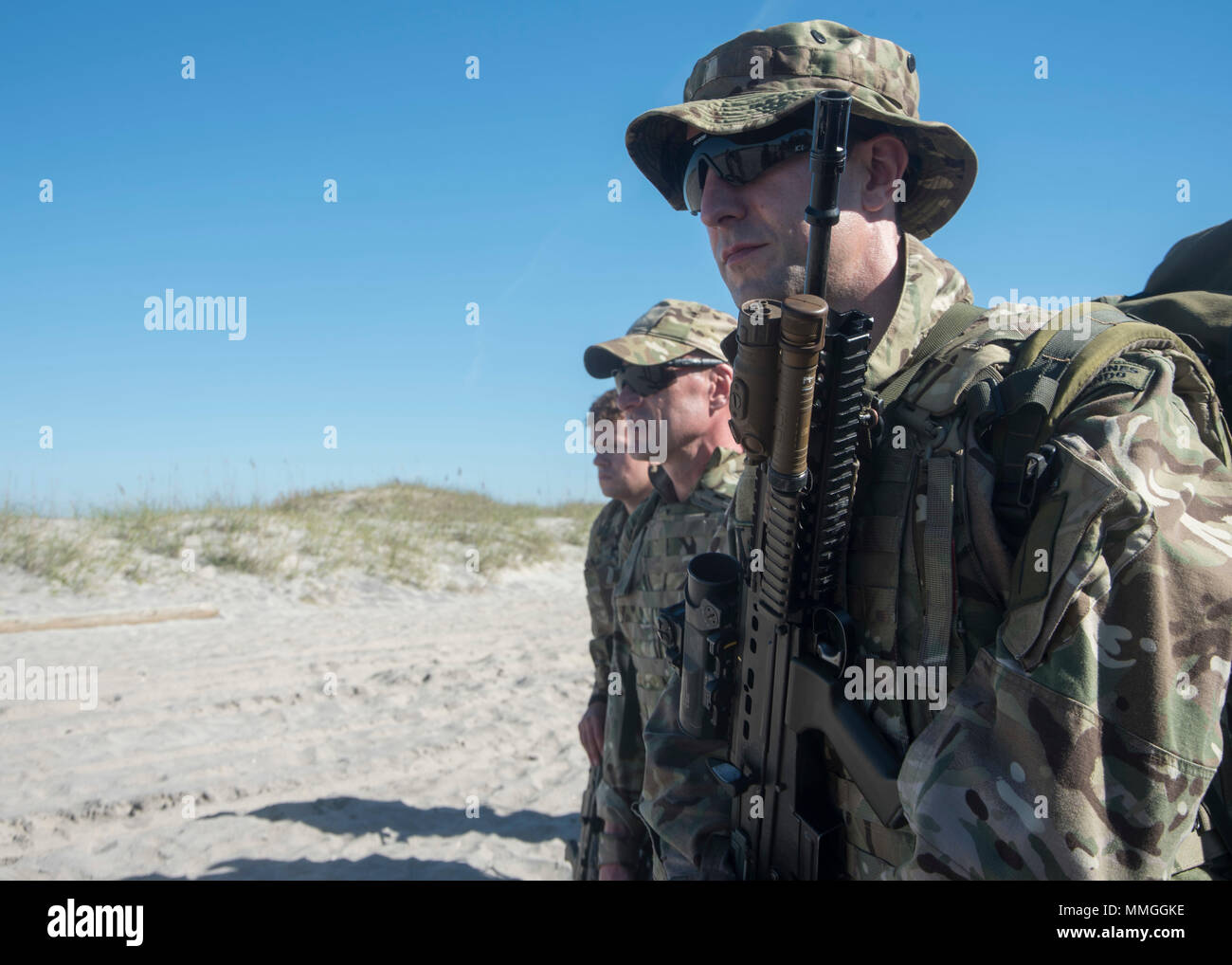 171021-N-PM250-1043 ATLANTIC OCEAN (Oct. 21, 2017) Marines, assigned to ...
