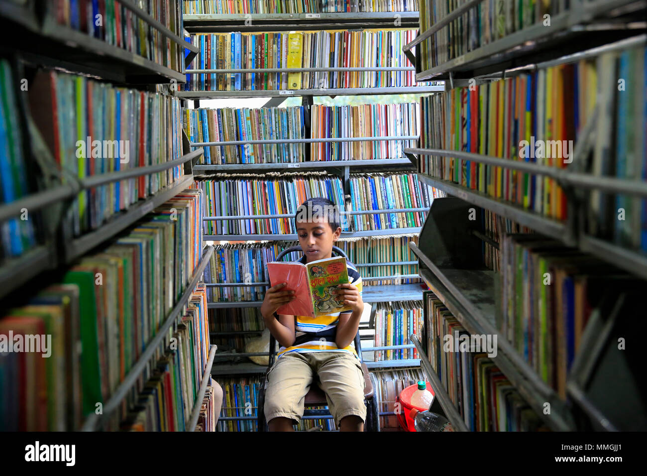 Kendro hi-res stock photography and images - Alamy