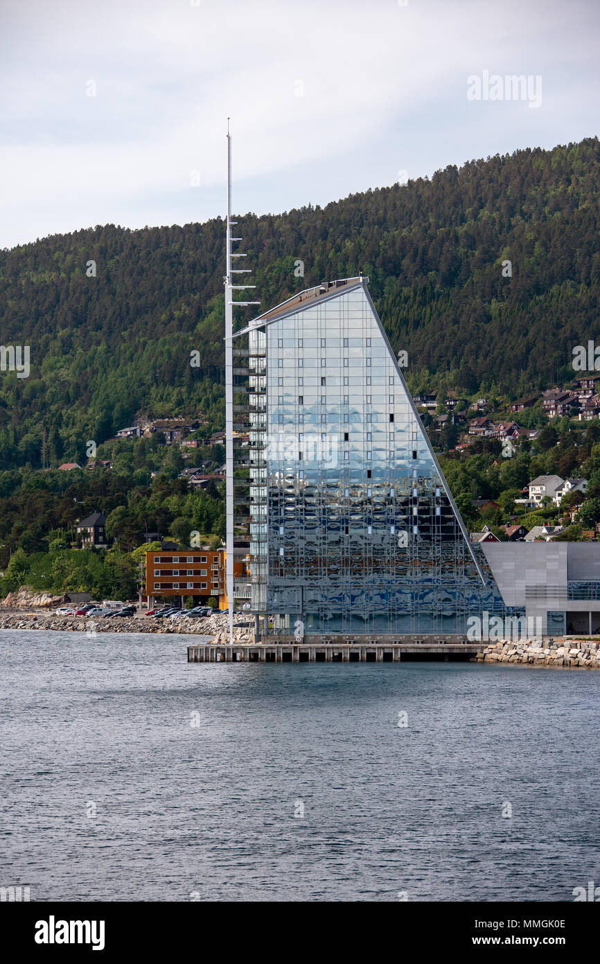 Molde norwegen hi-res stock photography and images - Alamy