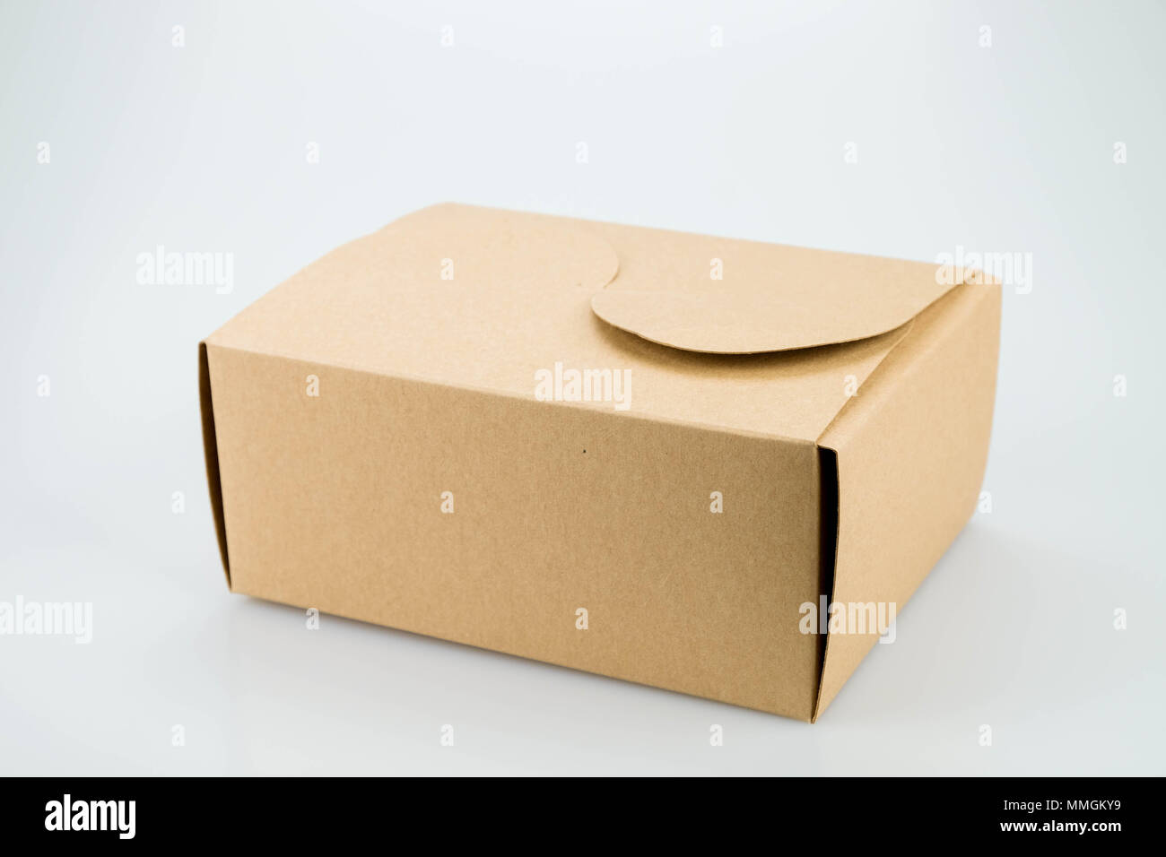 box on white background Stock Photo - Alamy