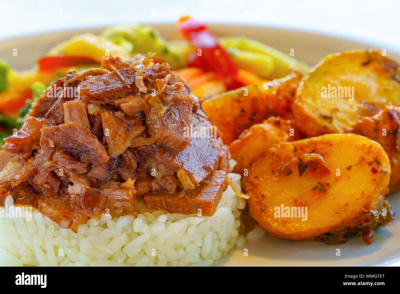 Halal beef hi-res stock photography and images - Alamy